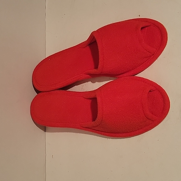 Vanity Fair | Shoes | Vintage Vanity Fair Szl89 Red Wedge Slippers ...